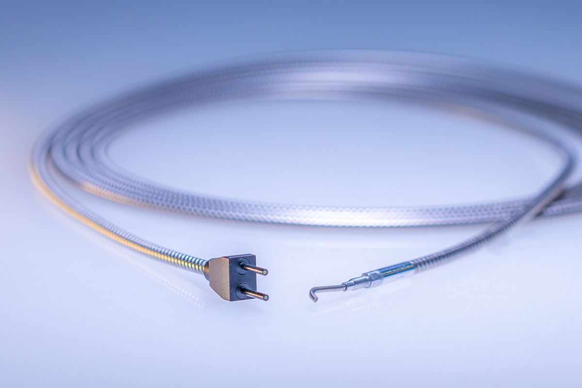 Fiber optic light guides for industry & sensors | fibertec
