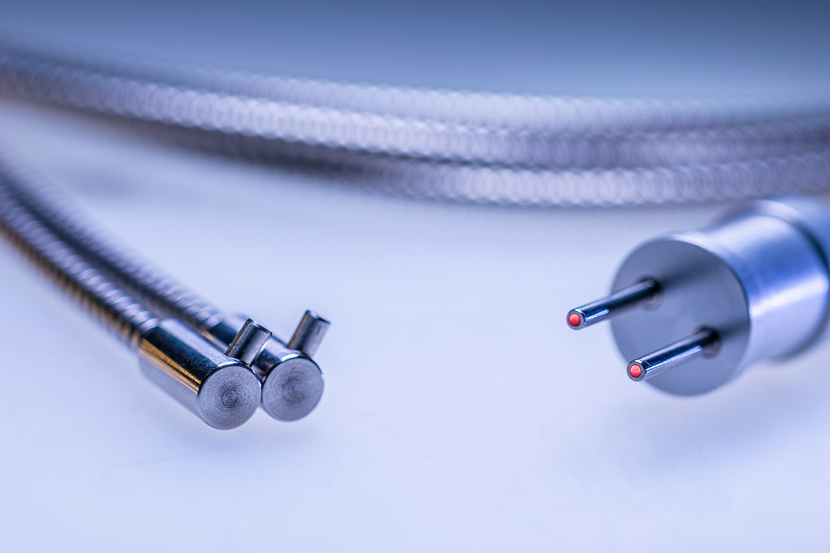 Fiber optic light guides for industry & sensors | fibertec